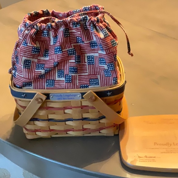 Longaberger | Accents | Longaberger 202 Bee Basket With Engraved Lid ...